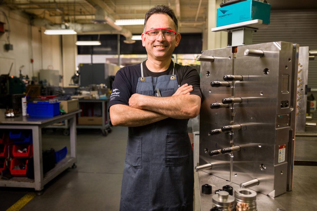 Photo Gallery of Our Manufacturing Process | Hunter Custom Manufacturing